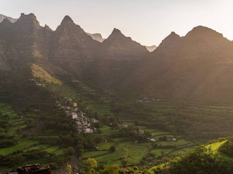 Regions - Middle East Policy Council